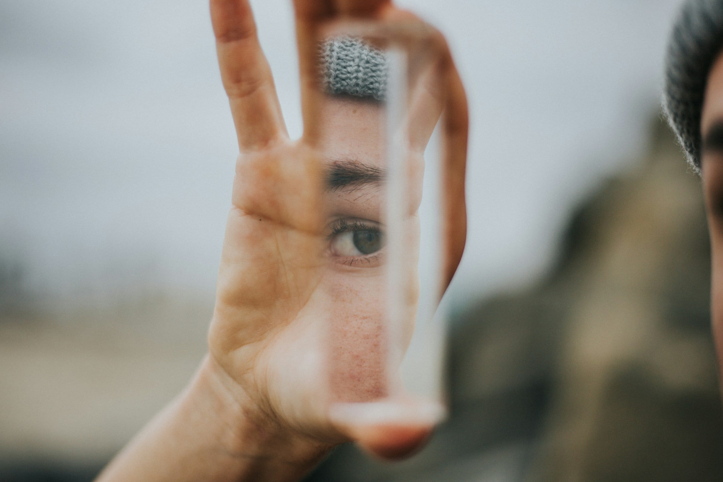 Unusual Ways People Used Mirrors in History