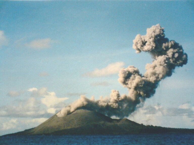 Largest Non-Nuclear Explosions