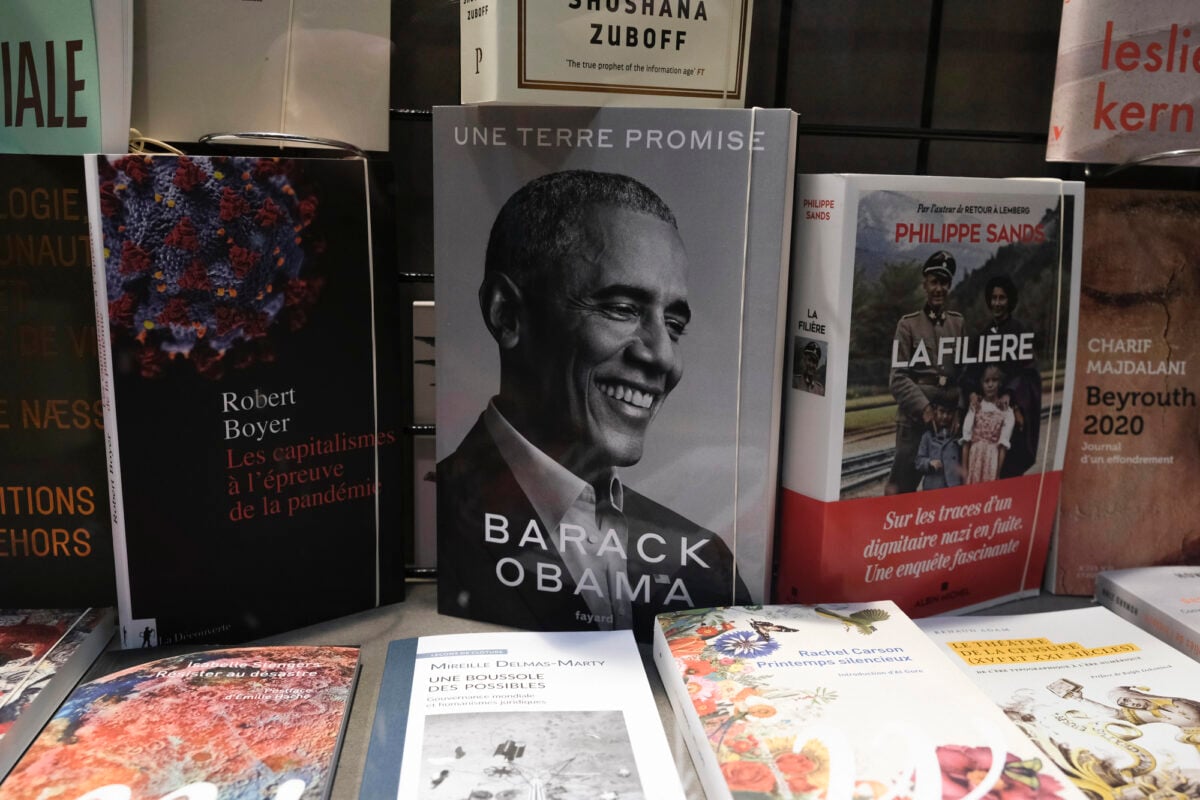 Blockbuster Books by Launch Sales
