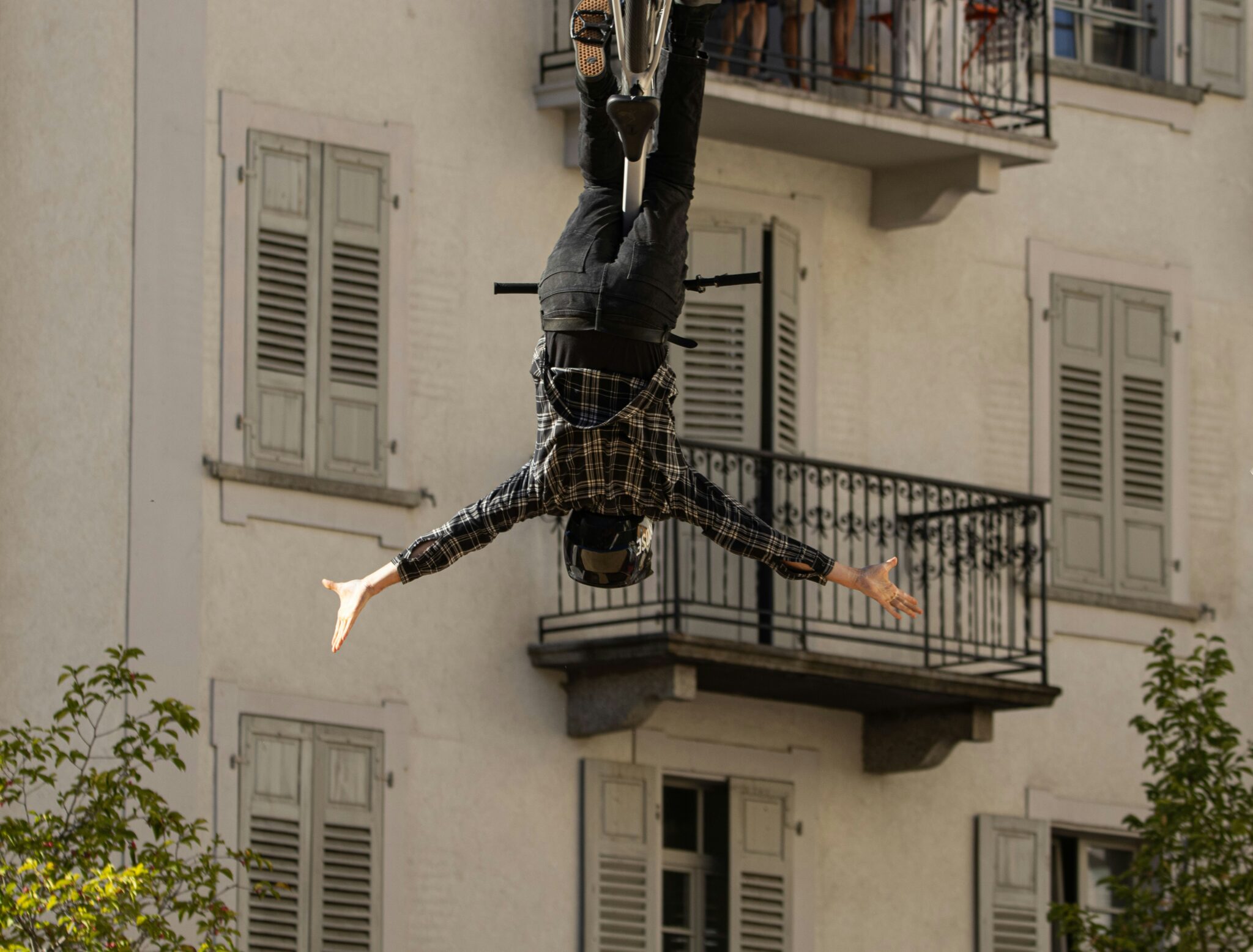 Famous Stunt Doubles Who Stole the Spotlight