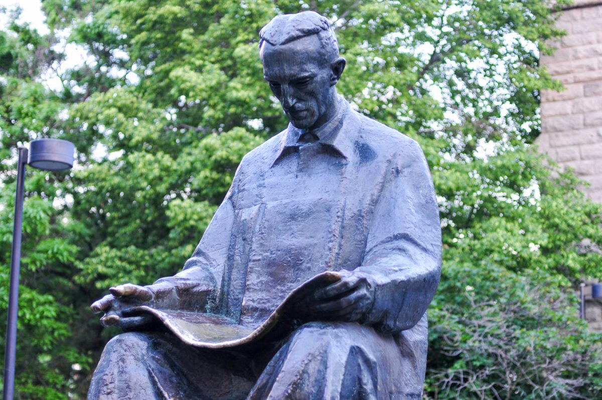 Historical Figures Who Were Publicly Humiliated Before Being Proven Right